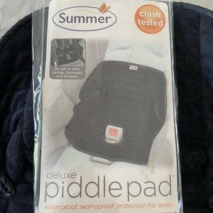 Summer | Accessories | Deluxe Piddle Pad By Summer Waterproof | Poshmark